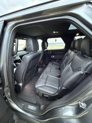 Grey Land Rover Discovery 2018 in Jurmala, with an engine capacity of 2.99 L and mileage of 210 thousand km for 19200 €, photo 18 on AUTOMOTO.COM.LV