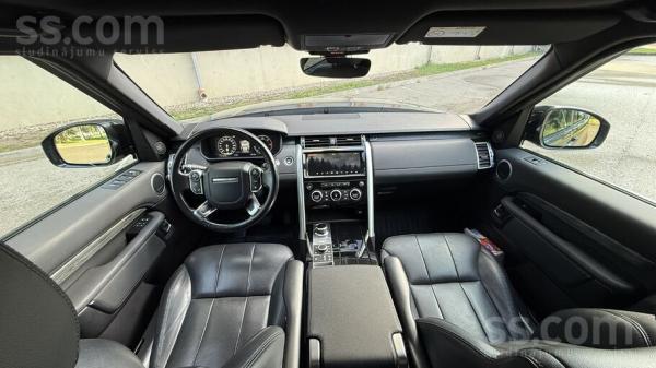 Grey Land Rover Discovery 2018 in Jurmala, with an engine capacity of 3.00 L and mileage of 211 thousand km for 17699 €, photo 9 on AUTOMOTO.COM.LV