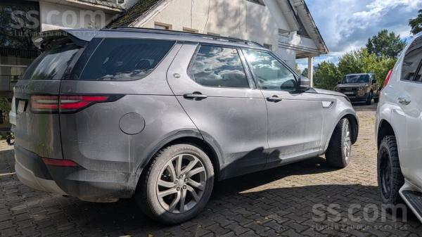 Pelēks Land Rover Discovery 2018 Cēsis, ar dzinēja tilpumu 2.00 L un nobraukumu 157 tūkst. km par 21000 €, foto 4 vietnē AUTOMOTO.COM.LV