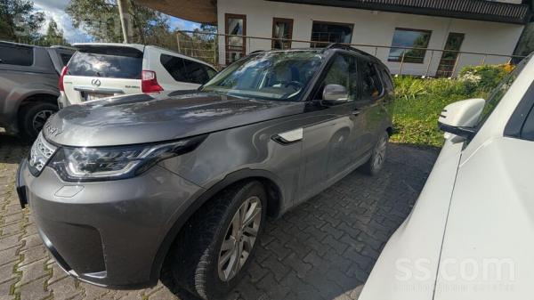 Pelēks Land Rover Discovery 2018 Cēsis, ar dzinēja tilpumu 2.00 L un nobraukumu 157 tūkst. km par 21000 €, foto 6 vietnē AUTOMOTO.COM.LV