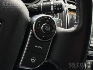 Grey Land Rover Discovery 2018 in Valmiera, with an engine capacity of 3.00 L and mileage of 107 thousand km for 27200 €, photo 12 on AUTOMOTO.COM.LV