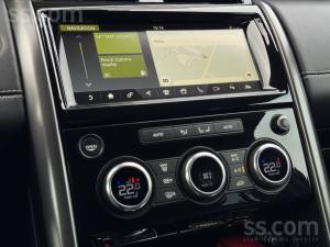 Grey Land Rover Discovery 2018 in Valmiera, with an engine capacity of 3.00 L and mileage of 107 thousand km for 27200 €, photo 16 on AUTOMOTO.COM.LV