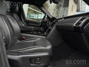 Grey Land Rover Discovery 2018 in Valmiera, with an engine capacity of 3.00 L and mileage of 107 thousand km for 27200 €, photo 21 on AUTOMOTO.COM.LV