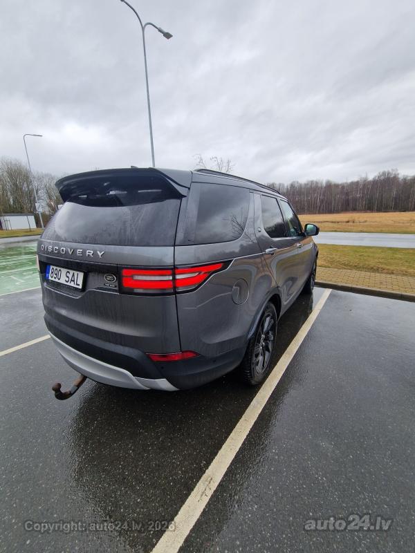 Grey Land Rover Discovery 2019 in Tallinn, with an engine capacity of 3.00 L and mileage of 180 thousand km for 32500 €, photo 3 on AUTOMOTO.COM.LV