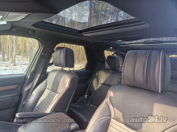 Grey Land Rover Discovery 2019 in Tallinn, with an engine capacity of 3.00 L and mileage of 180 thousand km for 32500 €, photo 9 on AUTOMOTO.COM.LV
