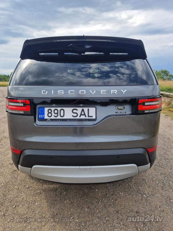 Grey Land Rover Discovery 2019 in Tallinn, with an engine capacity of 3.00 L and mileage of 184 thousand km for 28500 €, photo 4 on AUTOMOTO.COM.LV