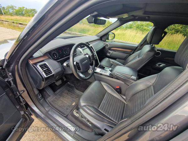Grey Land Rover Discovery 2019 in Tallinn, with an engine capacity of 3.00 L and mileage of 184 thousand km for 28500 €, photo 7 on AUTOMOTO.COM.LV