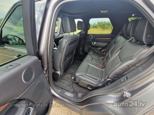 Grey Land Rover Discovery 2019 in Tallinn, with an engine capacity of 3.00 L and mileage of 184 thousand km for 28500 €, photo 9 on AUTOMOTO.COM.LV