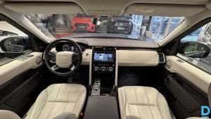 Grey Land Rover Discovery 2020 in Marupe, with an engine capacity of 2.00 L and mileage of 74 thousand km for 32990 €, photo 8 on AUTOMOTO.COM.LV