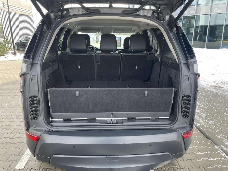 Grey Land Rover Discovery 2020 in Vilnius, with an engine capacity of 2.00 L and mileage of 256 thousand km for 17900 €, photo 14 on AUTOMOTO.COM.LV