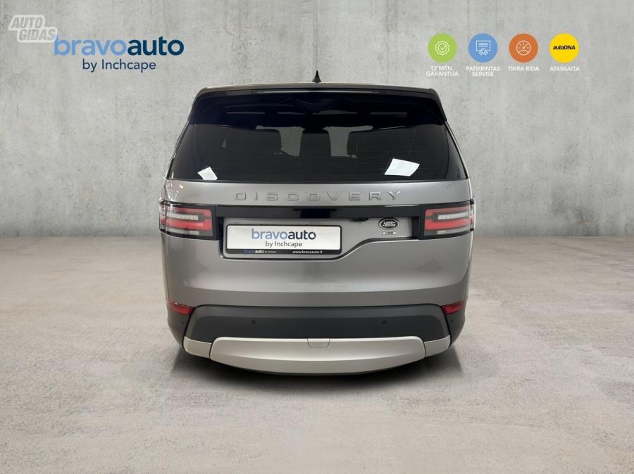 Grey Land Rover Discovery 2020 in Vilnius, with an engine capacity of 2.00 L and mileage of 133 thousand km for 24991 €, photo 5 on AUTOMOTO.COM.LV