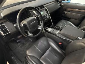 Grey Land Rover Discovery 2020 in Vilnius, with an engine capacity of 2.00 L and mileage of 133 thousand km for 24991 €, photo 9 on AUTOMOTO.COM.LV