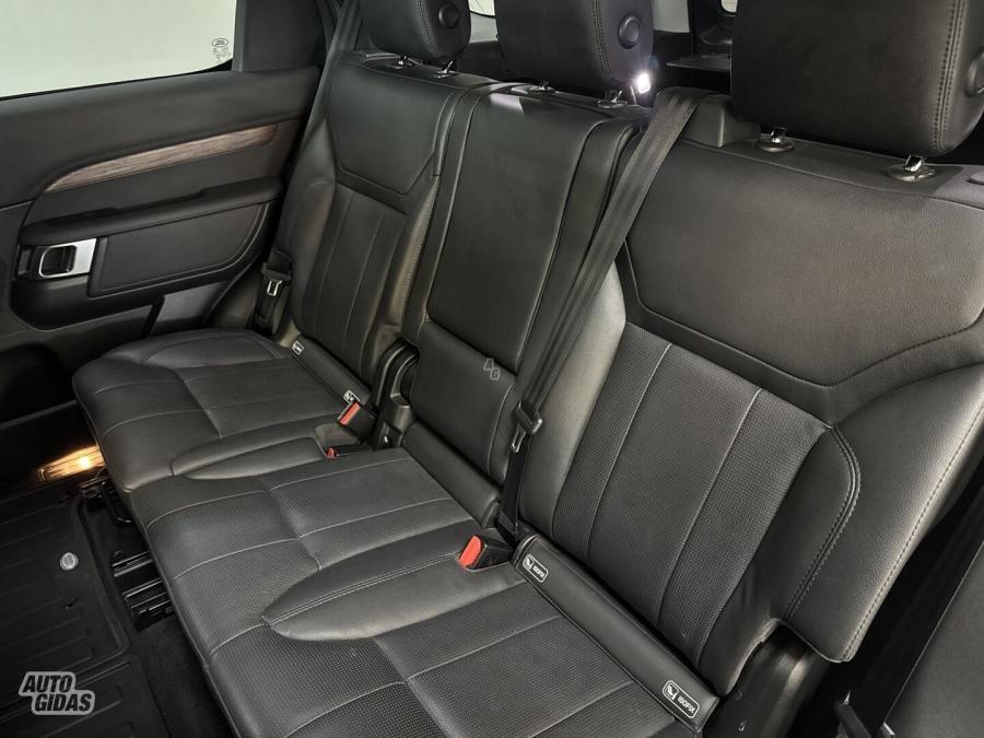 Grey Land Rover Discovery 2020 in Vilnius, with an engine capacity of 2.00 L and mileage of 133 thousand km for 24991 €, photo 16 on AUTOMOTO.COM.LV