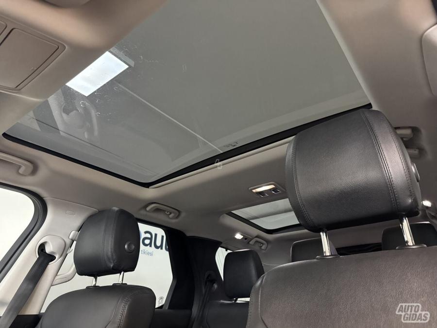 Grey Land Rover Discovery 2020 in Vilnius, with an engine capacity of 2.00 L and mileage of 133 thousand km for 24991 €, photo 17 on AUTOMOTO.COM.LV
