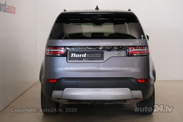 Pelēks Land Rover Discovery 2020 Tallina, ar dzinēja tilpumu 3.00 L un nobraukumu 128 tūkst. km par 32900 €, foto 4 vietnē AUTOMOTO.COM.LV