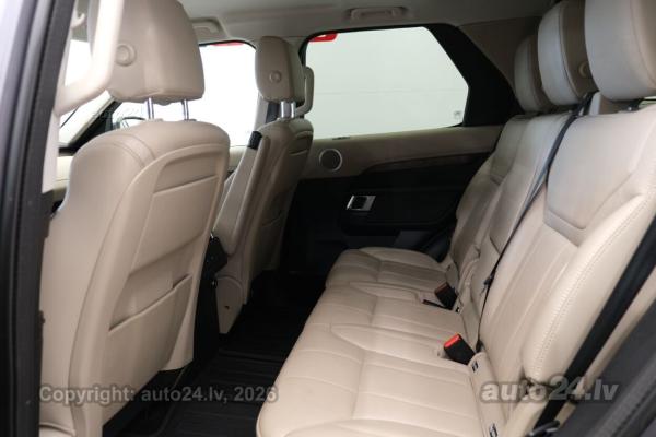 Pelēks Land Rover Discovery 2020 Tallina, ar dzinēja tilpumu 3.00 L un nobraukumu 128 tūkst. km par 32900 €, foto 6 vietnē AUTOMOTO.COM.LV