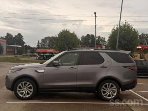 Grey Land Rover Discovery 2020 in Riga, with an engine capacity of 2.00 L and mileage of 70 thousand km for 24900 €, photo 5 on AUTOMOTO.COM.LV