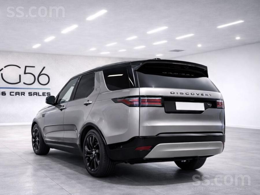Grey Land Rover Discovery 2021 in Riga, with an engine capacity of 3.00 L and mileage of 132 thousand km for 36900 €, photo 4 on AUTOMOTO.COM.LV