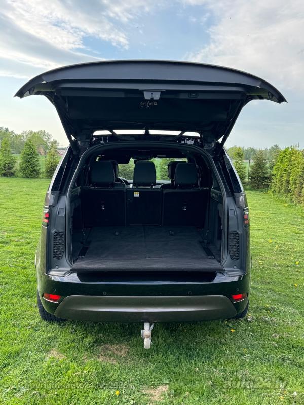 Pelēks Land Rover Discovery 2021 Tallina, ar dzinēja tilpumu 3.00 L un nobraukumu 126 tūkst. km par 40300 €, foto 7 vietnē AUTOMOTO.COM.LV