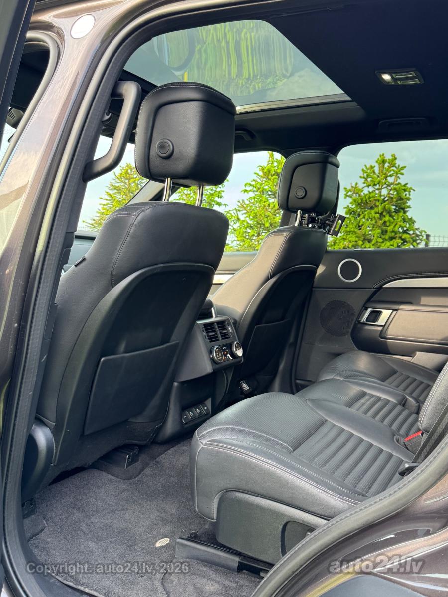 Grey Land Rover Discovery 2021 in Tallinn, with an engine capacity of 3.00 L and mileage of 126 thousand km for 40300 €, photo 12 on AUTOMOTO.COM.LV