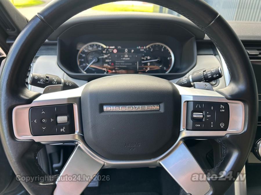 Grey Land Rover Discovery 2022 in Tallinn, with an engine capacity of 3.00 L and mileage of 138 thousand km for 39900 €, photo 12 on AUTOMOTO.COM.LV