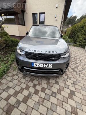 Pelēks Land Rover Discovery 2024 Rīga, ar dzinēja tilpumu 3.00 L un nobraukumu 39 tūkst. km par 61990 €, foto  vietnē AUTOMOTO.COM.LV