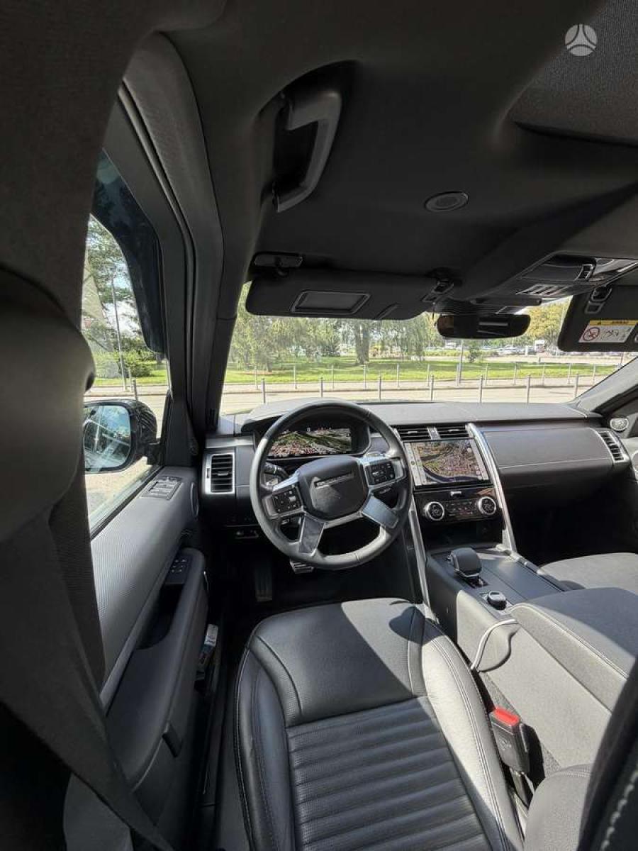 Pelēks Land Rover Discovery 2024 Kauņa, ar dzinēja tilpumu 3.00 L un nobraukumu 90 tūkst. km par 55000 €, foto 7 vietnē AUTOMOTO.COM.LV