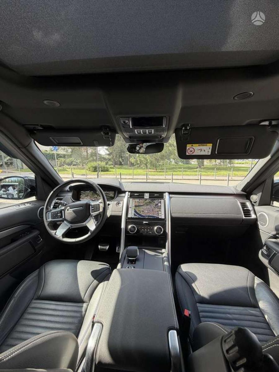 Pelēks Land Rover Discovery 2024 Kauņa, ar dzinēja tilpumu 3.00 L un nobraukumu 90 tūkst. km par 55000 €, foto 11 vietnē AUTOMOTO.COM.LV