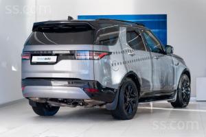 Grey Land Rover Discovery 2025 in Riga, with an engine capacity of 3.00 L and mileage of 13 thousand km for 68990 €, photo 5 on AUTOMOTO.COM.LV