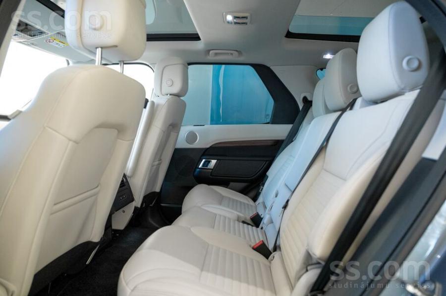 Grey Land Rover Discovery 2025 in Riga, with an engine capacity of 3.00 L and mileage of 13 thousand km for 68990 €, photo 13 on AUTOMOTO.COM.LV