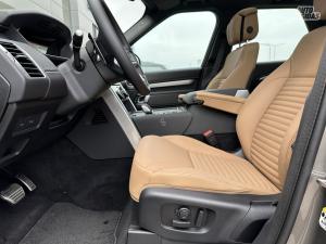 Grey Land Rover Discovery 2025 in Vilnius, with an engine capacity of 3.00 L and mileage of 34 thousand km for 72500 €, photo 8 on AUTOMOTO.COM.LV