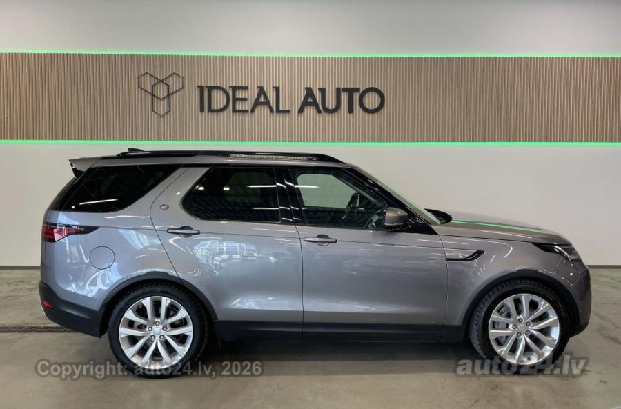 Pelēks Land Rover Discovery 2021 Tallina, ar dzinēja tilpumu 3.00 L un nobraukumu 110 tūkst. km par 46890 €, foto 3 vietnē AUTOMOTO.COM.LV
