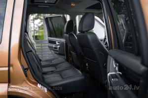 Orange Land Rover Discovery 2016 in Tallinn, with an engine capacity of 3.00 L and mileage of 154 thousand km for 24000 €, photo 14 on AUTOMOTO.COM.LV