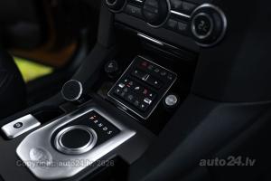Orange Land Rover Discovery 2016 in Tallinn, with an engine capacity of 3.00 L and mileage of 154 thousand km for 24000 €, photo 17 on AUTOMOTO.COM.LV