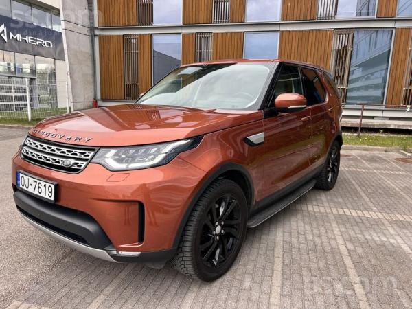 Orange Land Rover Discovery 2017 in Riga, with an engine capacity of 2.00 L and mileage of 118 thousand km for 17900 €, photo 1 on AUTOMOTO.COM.LV
