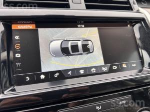 Orange Land Rover Discovery 2017 in Riga, with an engine capacity of 2.00 L and mileage of 118 thousand km for 17900 €, photo 15 on AUTOMOTO.COM.LV