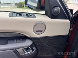 Orange Land Rover Discovery 2017 in Riga, with an engine capacity of 2.00 L and mileage of 118 thousand km for 17900 €, photo 19 on AUTOMOTO.COM.LV