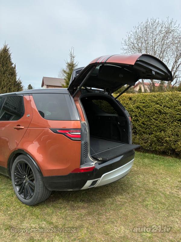 Orange Land Rover Discovery 2019 in Tallinn, with an engine capacity of 2.00 L and mileage of 47 thousand km for 38800 €, photo 8 on AUTOMOTO.COM.LV