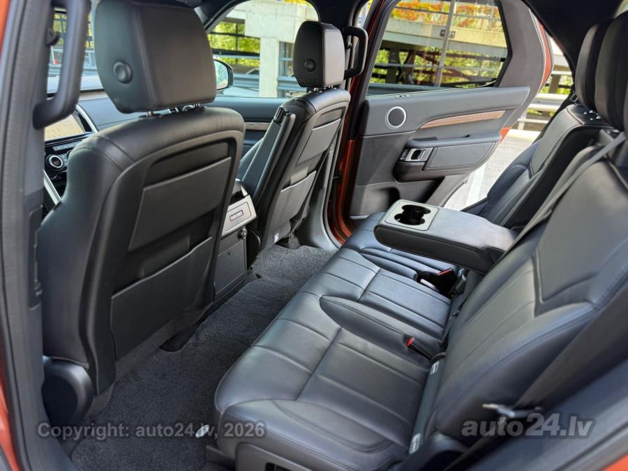 Orange Land Rover Discovery 2019 in Tartu, with an engine capacity of 2.00 L and mileage of 49 thousand km for 31900 €, photo 12 on AUTOMOTO.COM.LV