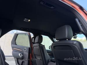 Orange Land Rover Discovery 2019 in Tartu, with an engine capacity of 2.00 L and mileage of 49 thousand km for 31900 €, photo 15 on AUTOMOTO.COM.LV