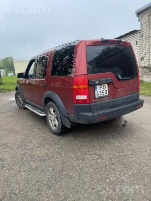 Red Land Rover Discovery 2007 in Rezekne, with an engine capacity of 2.70 L and mileage of 249 thousand km for 4350 €, photo 3 on AUTOMOTO.COM.LV