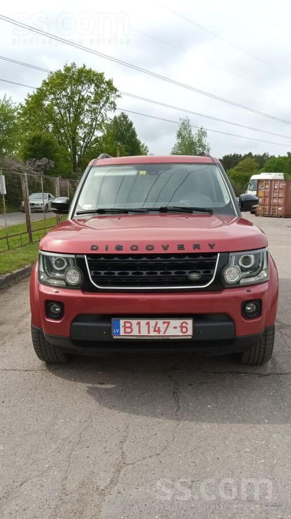 Sarkans Land Rover Discovery 2015 Rīga, ar dzinēja tilpumu 3.00 L un nobraukumu 191 tūkst. km par 13995 €, foto 5 vietnē AUTOMOTO.COM.LV