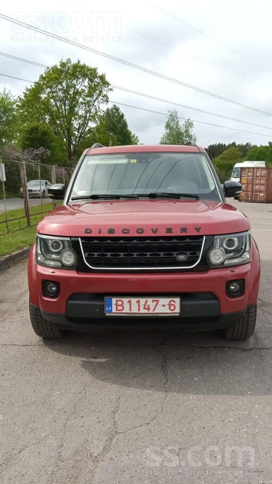 Sarkans Land Rover Discovery 2015 Rīga, ar dzinēja tilpumu 3.00 L un nobraukumu 191 tūkst. km par 13995 €, foto 6 vietnē AUTOMOTO.COM.LV