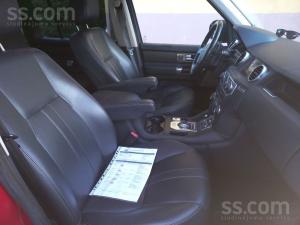 Sarkans Land Rover Discovery 2015 Rīga, ar dzinēja tilpumu 3.00 L un nobraukumu 191 tūkst. km par 13995 €, foto 16 vietnē AUTOMOTO.COM.LV