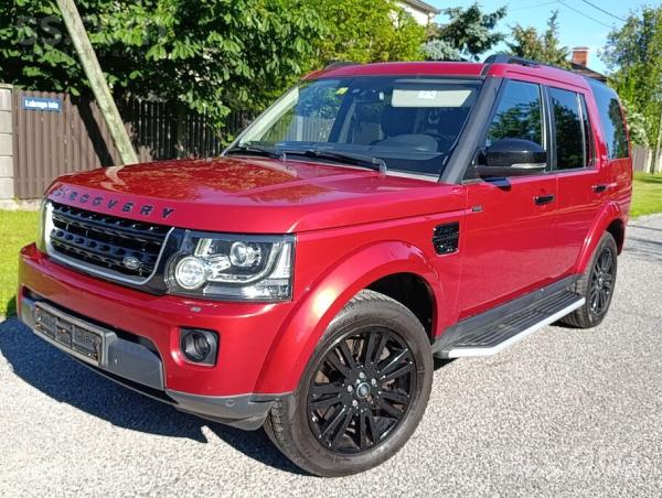 Red Land Rover Discovery 2015 in Riga, with an engine capacity of 3.00 L and mileage of 193 thousand km for 13990 €, photo 1 on AUTOMOTO.COM.LV