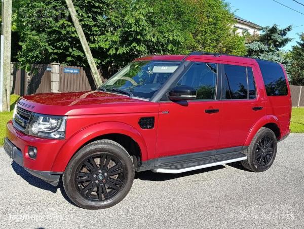 Red Land Rover Discovery 2015 in Riga, with an engine capacity of 3.00 L and mileage of 193 thousand km for 13990 €, photo 2 on AUTOMOTO.COM.LV