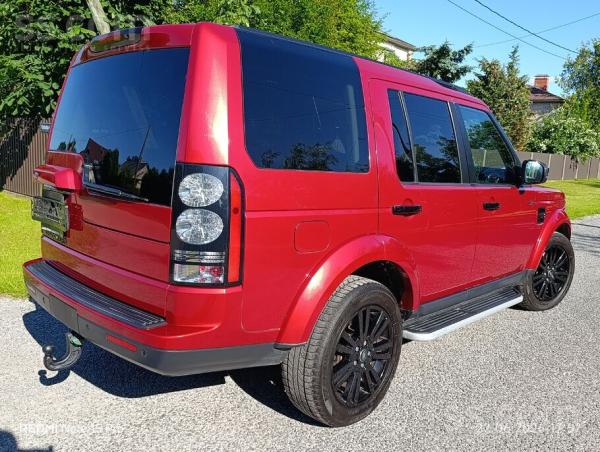 Red Land Rover Discovery 2015 in Riga, with an engine capacity of 3.00 L and mileage of 193 thousand km for 13990 €, photo 7 on AUTOMOTO.COM.LV