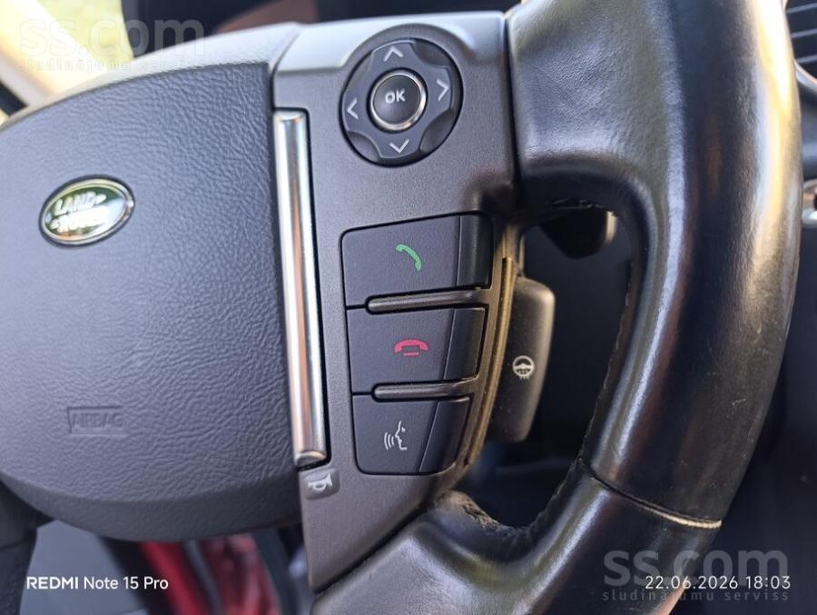 Sarkans Land Rover Discovery 2015 Rīga, ar dzinēja tilpumu 3.00 L un nobraukumu 193 tūkst. km par 12999 €, foto 22 vietnē AUTOMOTO.COM.LV
