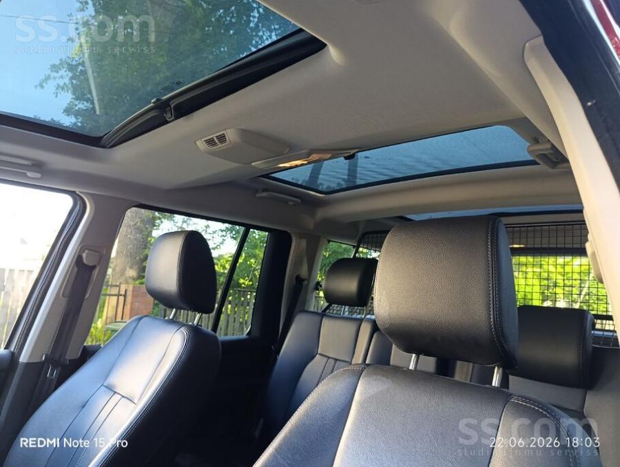 Sarkans Land Rover Discovery 2015 Rīga, ar dzinēja tilpumu 3.00 L un nobraukumu 193 tūkst. km par 12999 €, foto 30 vietnē AUTOMOTO.COM.LV