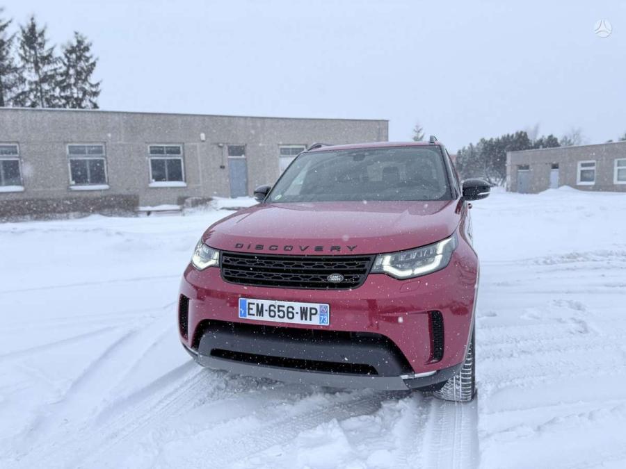 Sarkans Land Rover Discovery 2017 Šauļi, ar dzinēja tilpumu 2.99 L un nobraukumu 190 tūkst. km par 14800 €, foto 1 vietnē AUTOMOTO.COM.LV